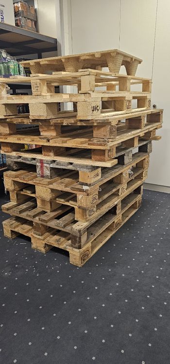 Stapel Palleten (5x EUR) (Gebraucht) in Rifferswil für CHF 20 – nur ...