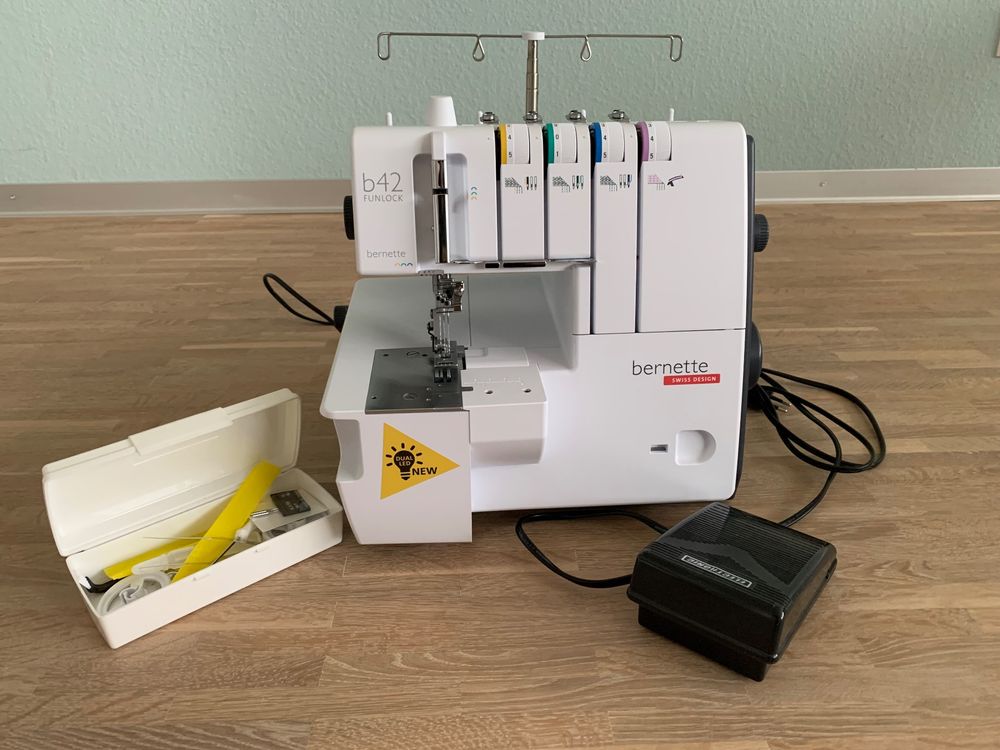 Nähmaschine bernette (b42 Cover) (Gebraucht) in Evilard für CHF 250 ...