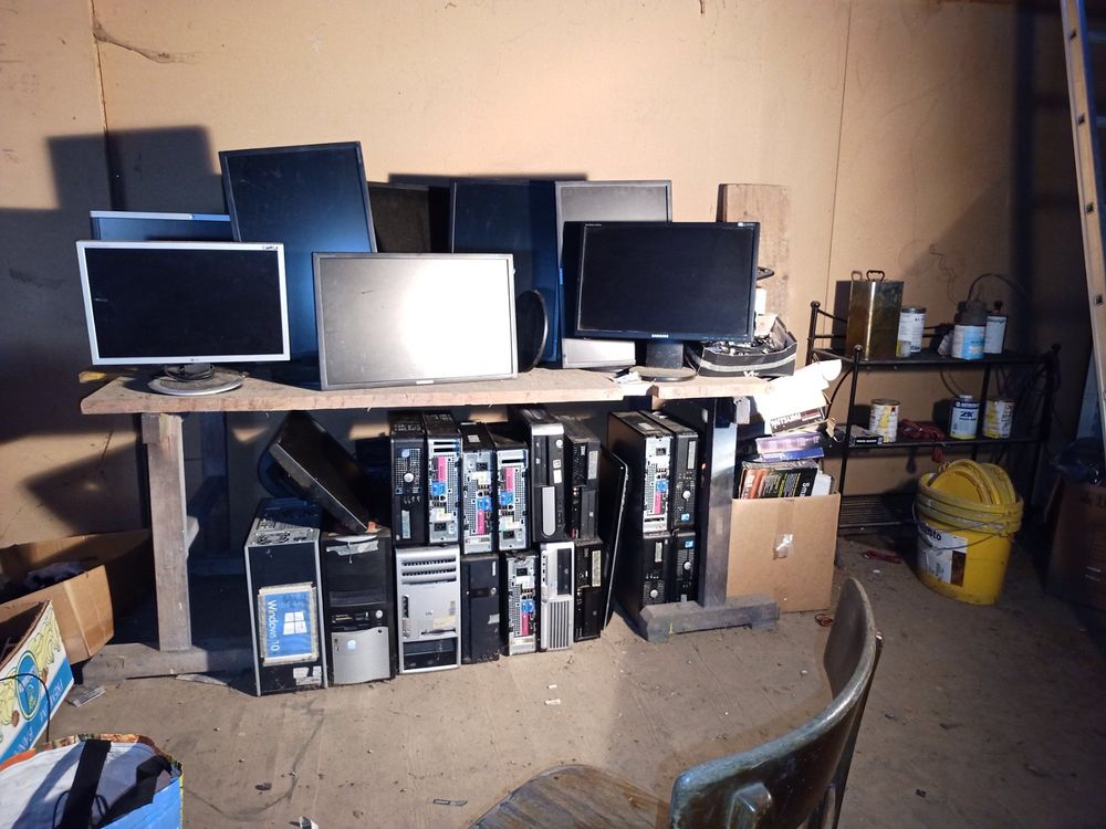 Computer Lager zu verkaufen (Neu (gemäss Beschreibung)) in wila für CHF ...