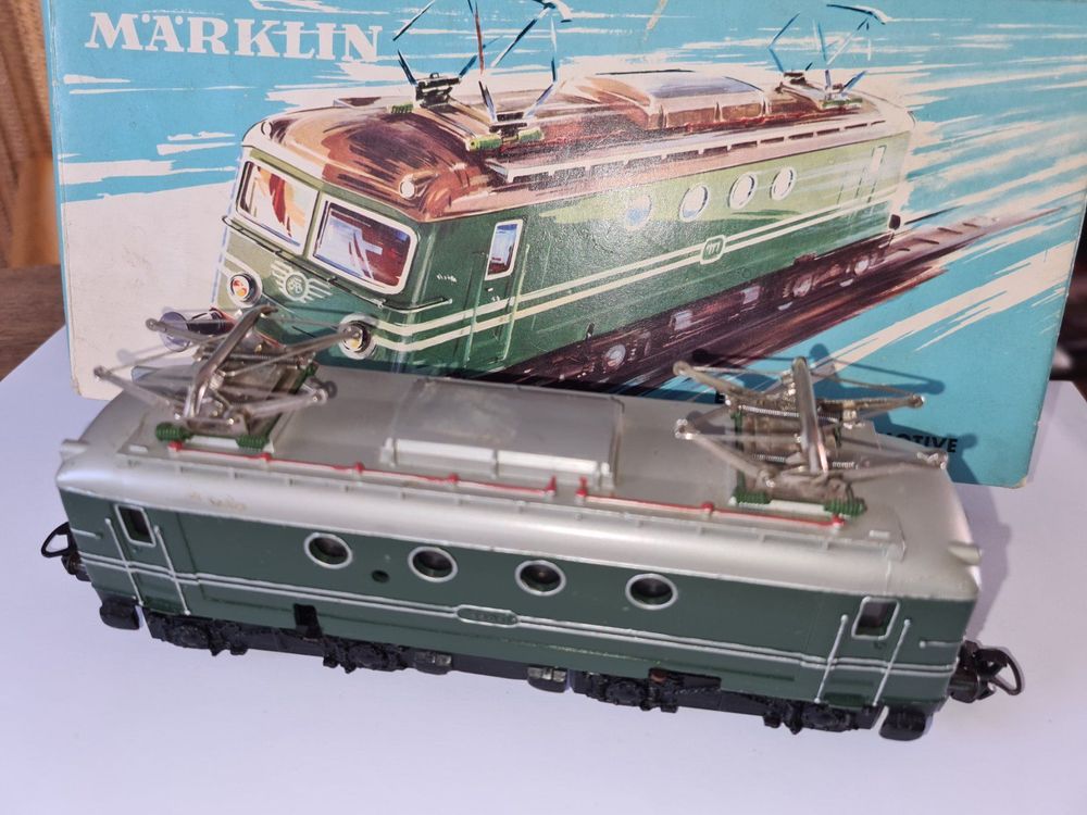 Märklin Elektr. Schnellzuglok 3012 (Gebraucht) in Lyss für CHF 180 ...