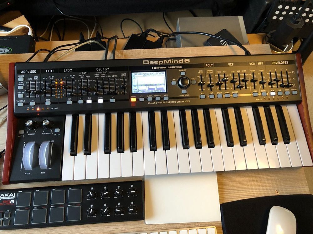 Behringer Deep Mind 6 (Gebraucht) in Bannwil für CHF 440 – mit ...