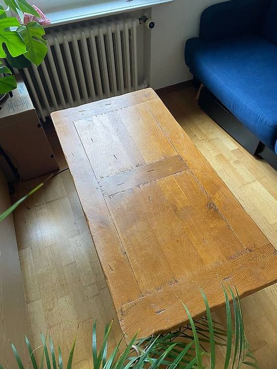 Massiver Eichen Stubentisch // Table basse en chêne massif (Gebraucht ...
