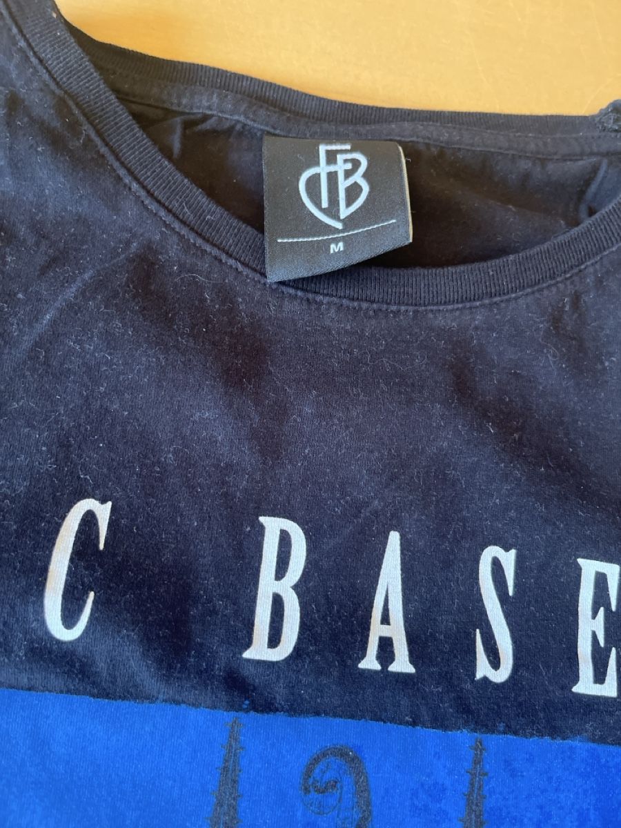 FC Basel FCB Shirt Tshirt Ai Stadt Ai Club Ai Liebi (Gebraucht) in ...