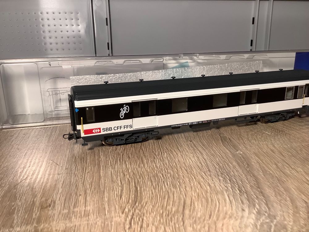 Roco 64359 : SBB Gepäckwagen D MC76 340-6 ICN | Kaufen auf Ricardo