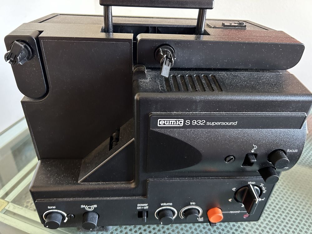 Vintage Filmprojektor (Gebraucht) in Ruggell für CHF 60 – nur Abholung auf Ricardo kaufen