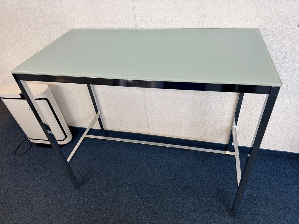 Moderner Design Tisch mit Glasplatte, Chromstahl Gestell | Kaufen auf ...