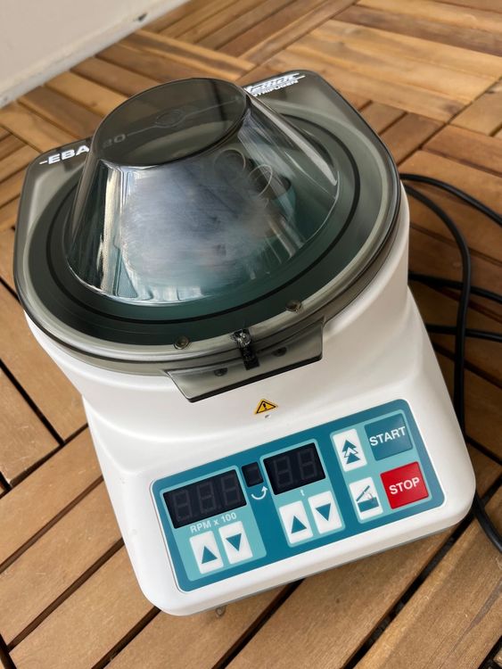 Zentrifuge EBA 20 von Hettich, Baujahr 2009, gebraucht | Kaufen auf Ricardo