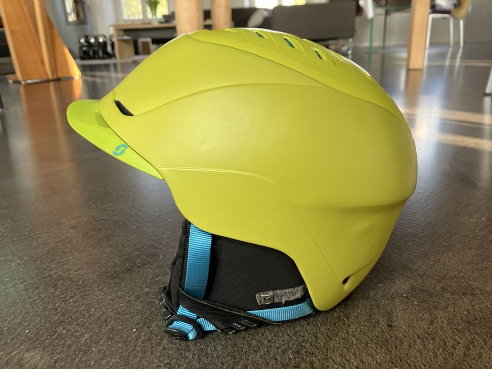 Skihelm Scott (Gebraucht) in Oftringen für CHF 19 – mit Lieferung auf ...