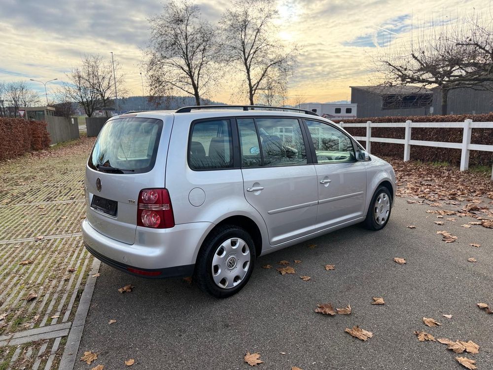 VW Touran 1.9 TDI DSG ab MFK 28.11.2025 7 Plätze (Gebraucht) in ...