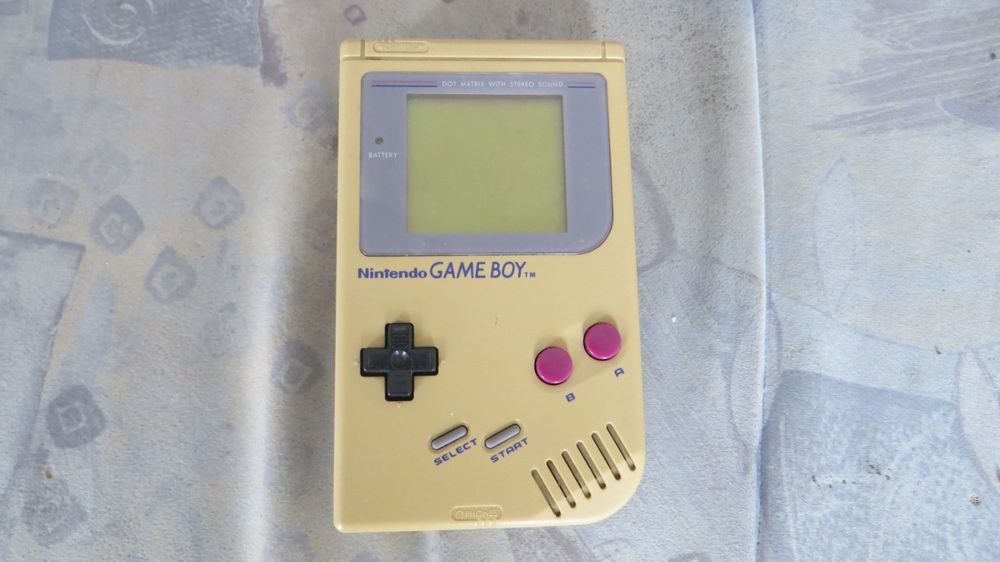 Original 1989 Nintendo Gameboy Classic ab 1 Franken. (Gebraucht) in ...