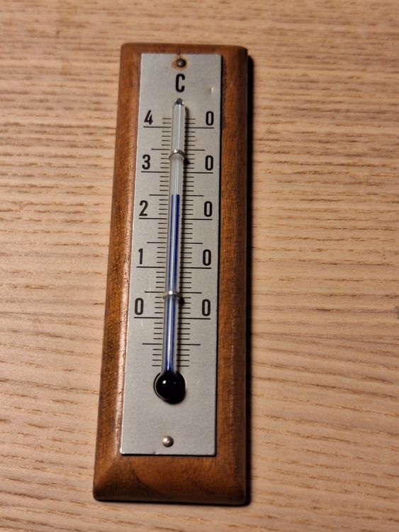 Retro Holz Thermometer - Blickfang für jedes Zimmer! (Gebraucht) in ...
