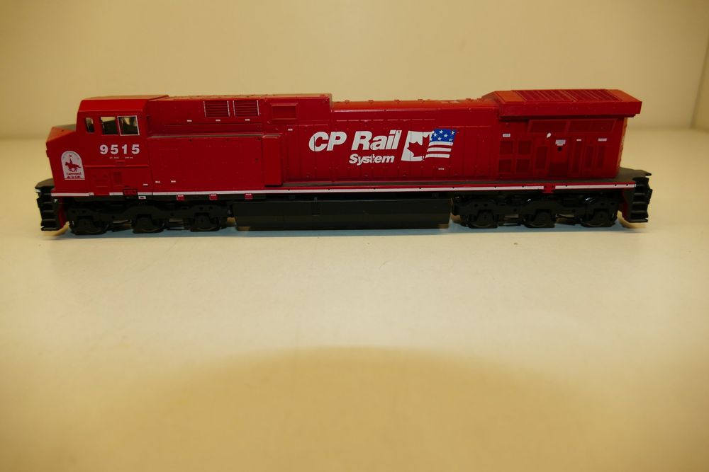 Athearn H0: CP Rail Diesellok GE AC4400 #9515 (Gebraucht) in Niederhasli für CHF 48 – mit ...