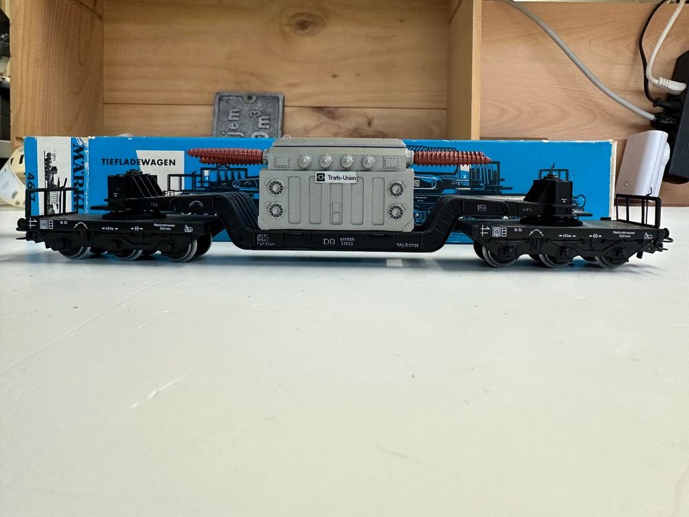 Märklin 4617 DB TiefladeWagen Trafo Union (Gebraucht) in Hombrechtikon ...