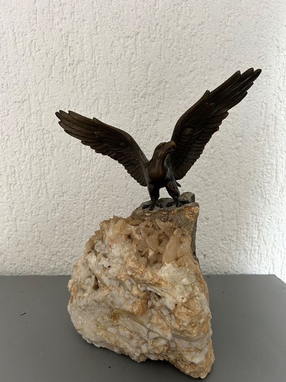 Schöne Adlerfigur Bronze/Gusseisen ? auf Stein | Kaufen auf Ricardo