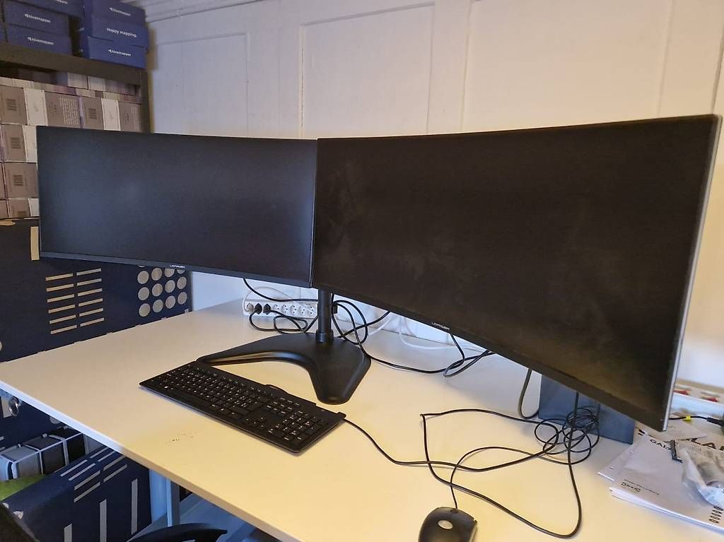 68 Zoll UltraWide Setup 2x LC M34 UWQHD 100 C 34 Zoll Curved (Gebraucht ...