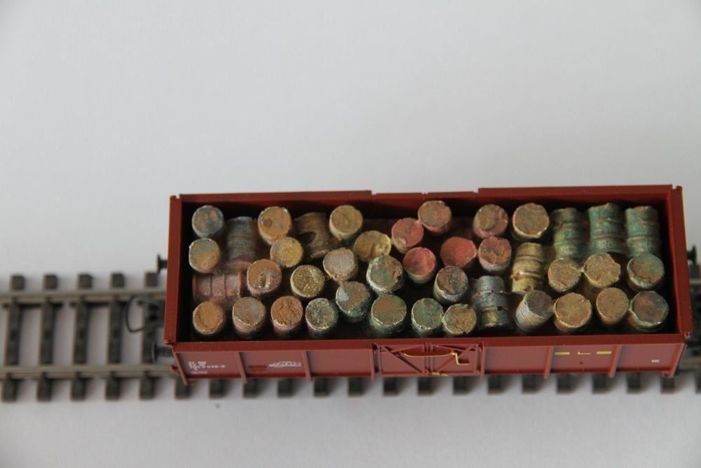 BLS, offener Güterwagen E, beladen mit Fässern, HO, AC, Neu (Neu und ...