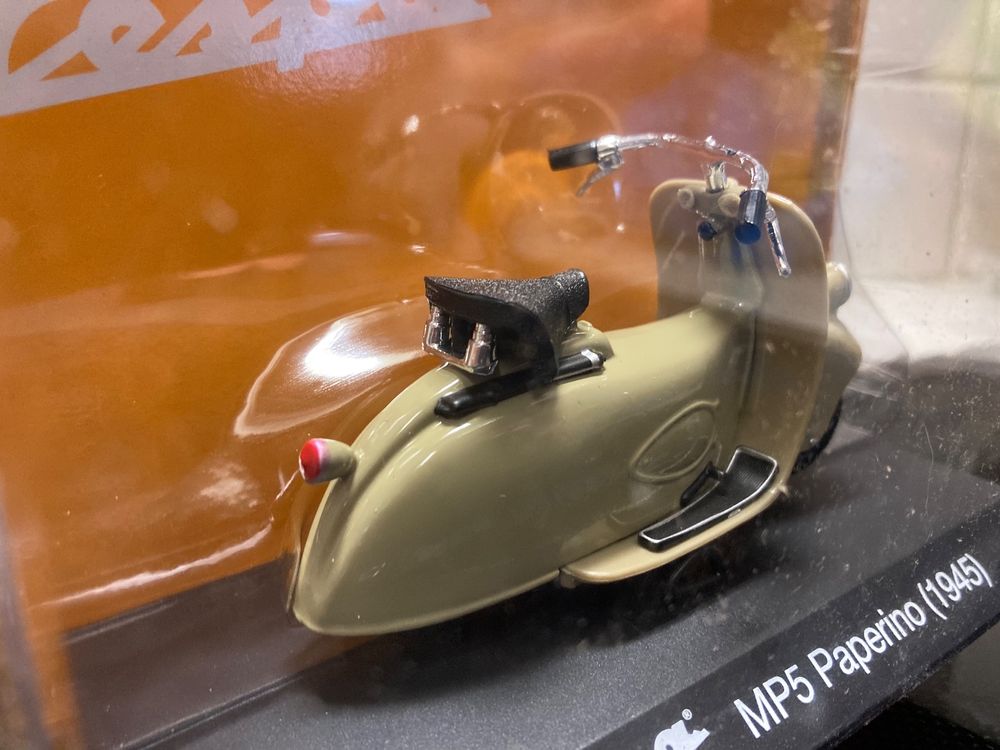 Vespa MP5 Paperino (1945) 1/18 hellbraun NEU/OVP (Neu und ...
