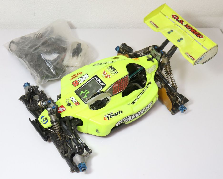 Team Associated RC8 Nitro Buggy 1:8 - slider (Defekt) in Frick für CHF ...