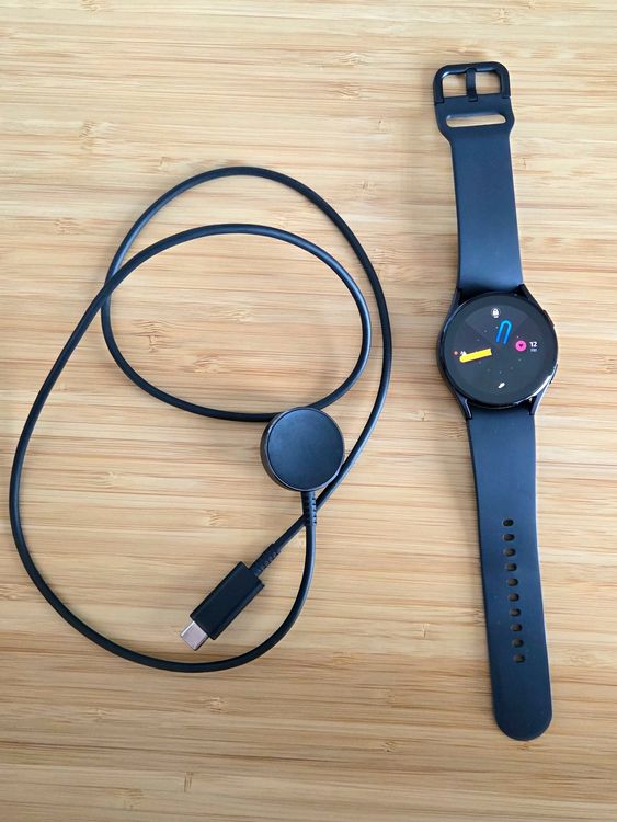 Samsung Galaxy Watch5 (40mm) Smartwatch SM-R900 | Top (Gebraucht) in ...