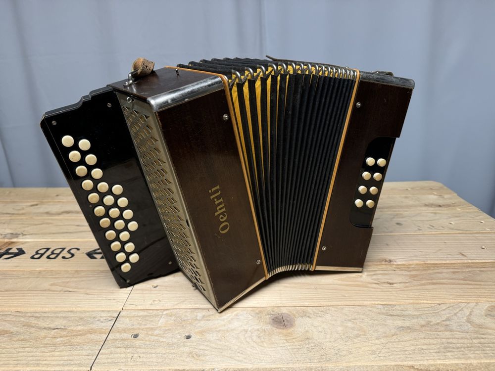 Erika Oehrli Interlaken C-F, diatonische Handharmonika (Gebraucht) in ...