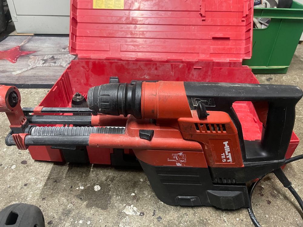Hilti TE5 Schlagbohrmaschine inkl Staubsauger | Kaufen auf Ricardo