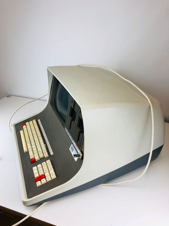 INTERTEC - SUPERBRAIN Mikrocomputer von 1979 (Gebraucht) in Zürich für ...