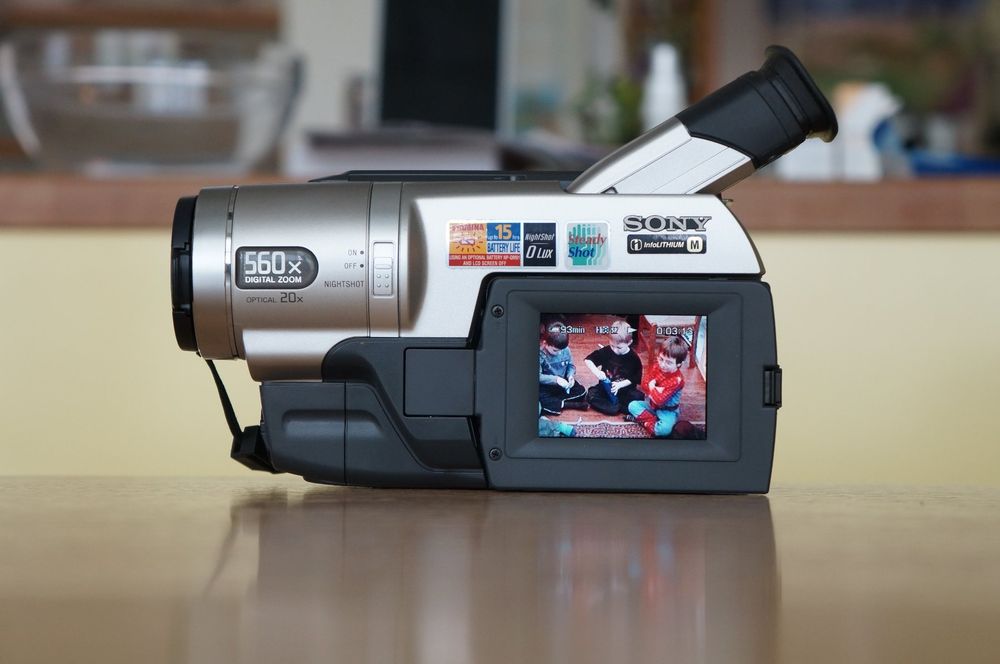 SONY TRV408E ... Hi8 Camcorder ... | Kaufen auf Ricardo