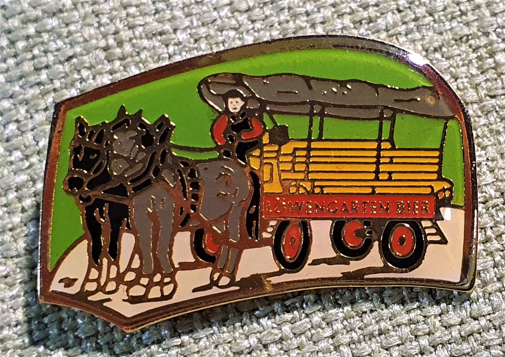 N273 - Pin Brauerei Löwengarten Bier Rorschach Kutsche (Gebraucht) in Reinach BL für CHF 2 – mit ...