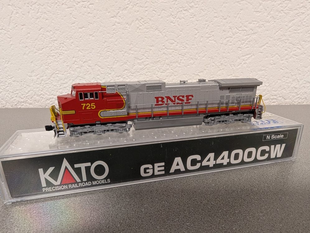 Kato US GE AC4400CW BNSF Lokomotive MIT LOKSOUND V5 | Kaufen auf Ricardo