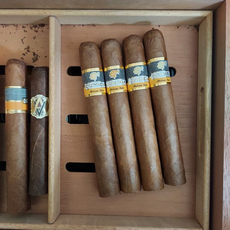 Zigarren Cohiba Siglo VI (Neu (gemäss Beschreibung)) in Wila für CHF 70 – mit Lieferung auf ...