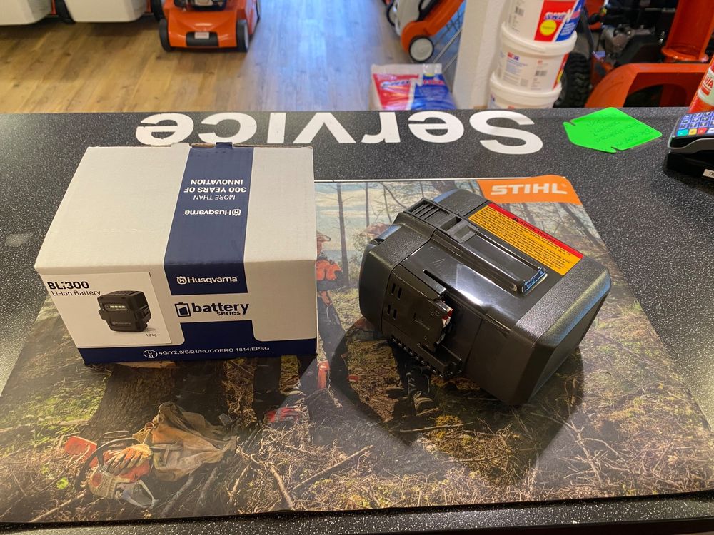 Husqvarna Akku Bli 300 | Kaufen auf Ricardo