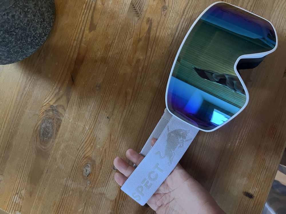 Red bull ski brille neue (Neu und originalverpackt) in Davos Platz für ...