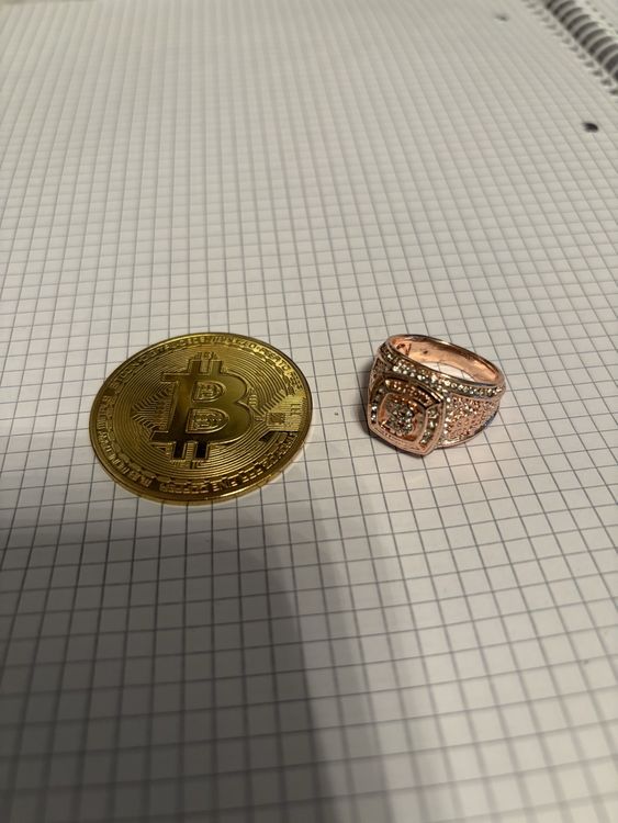 Bitcoin Münze & Bling Bling Ring (Gebraucht) in Laupen für CHF 45 – mit ...
