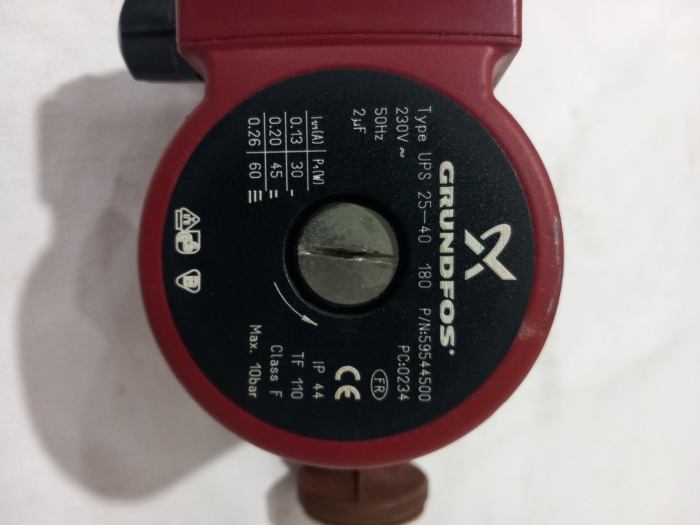 Grundfos UPS 25-40 180 Umwälzpumpe | Kaufen auf Ricardo