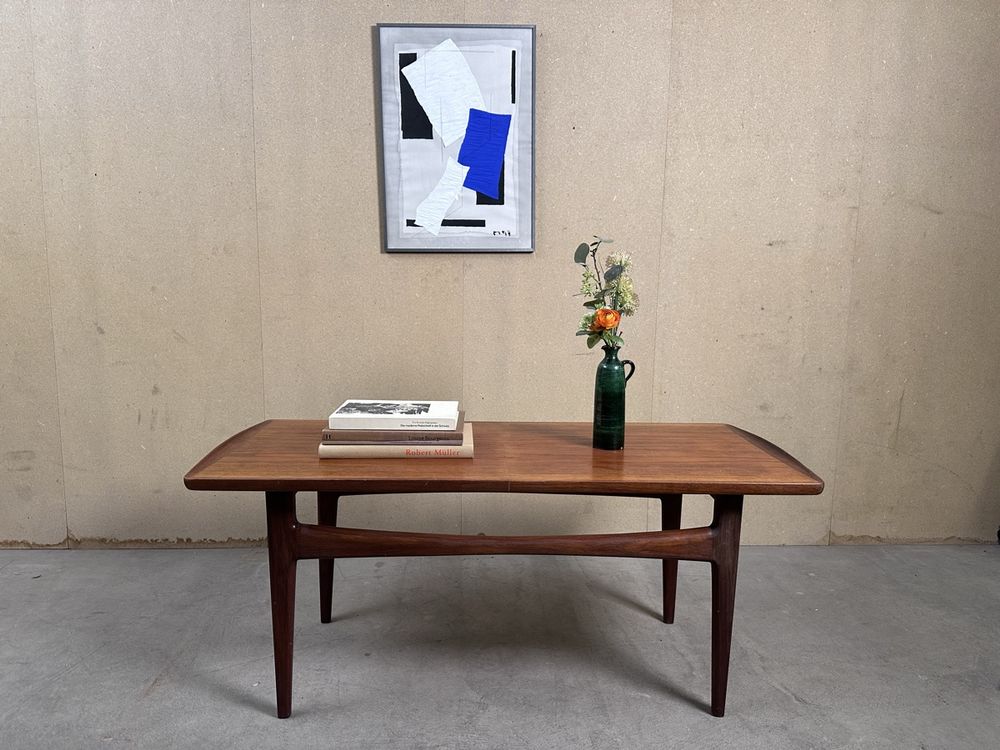 Spannende Mid Century Couchtisch Bild