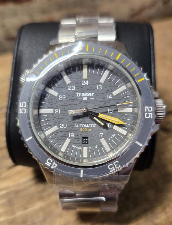 Armbanduhr Traser P67 Diver Automatic T100 Grau (Gebraucht) in ...