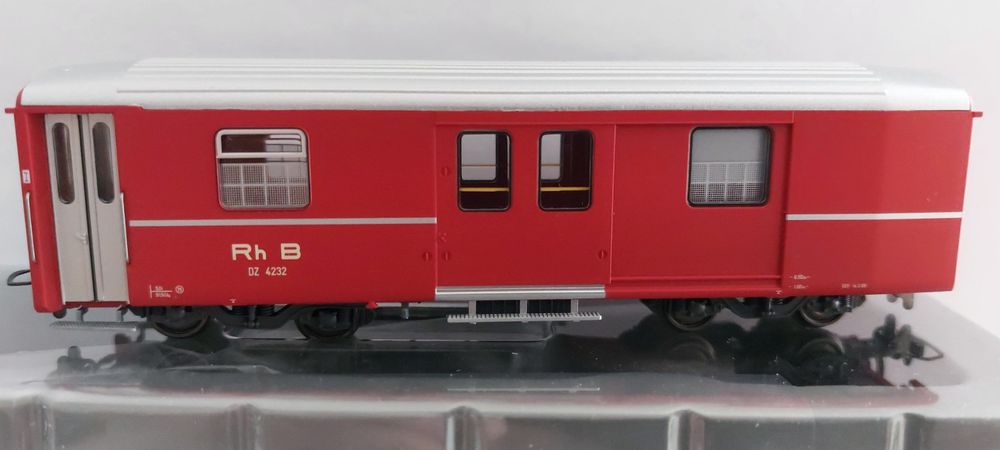 Bemo RhB DZ 4232 Gepäckwagen rot 3248 112 (Neu und originalverpackt) in ...