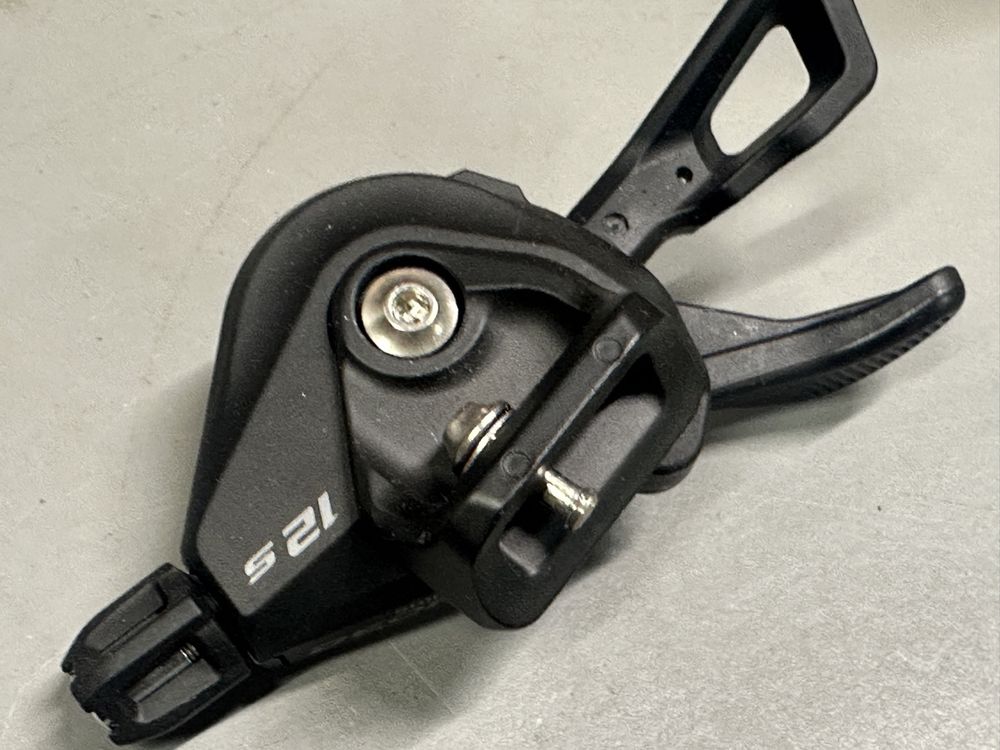 Schalthebel Shimano BL-M6100 12-Gang ispec EV | Kaufen auf Ricardo