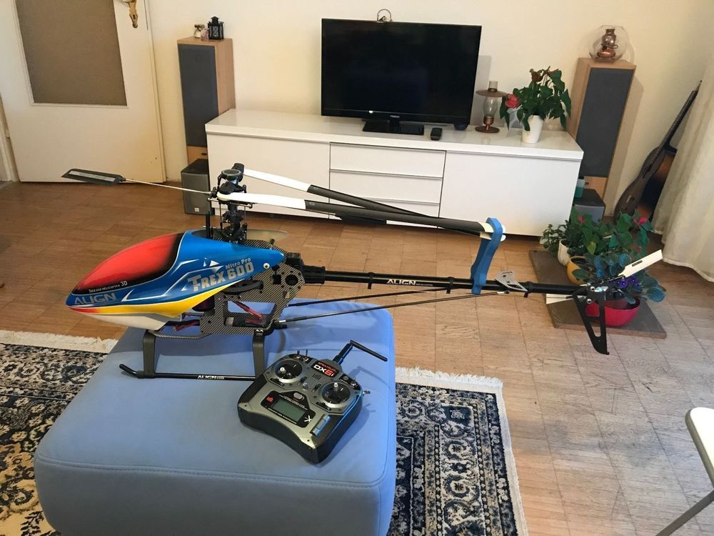T-REX 600 HELI,SPEKTRUM DX6i SENDER, (Gebraucht) in Schaffhausen für ...