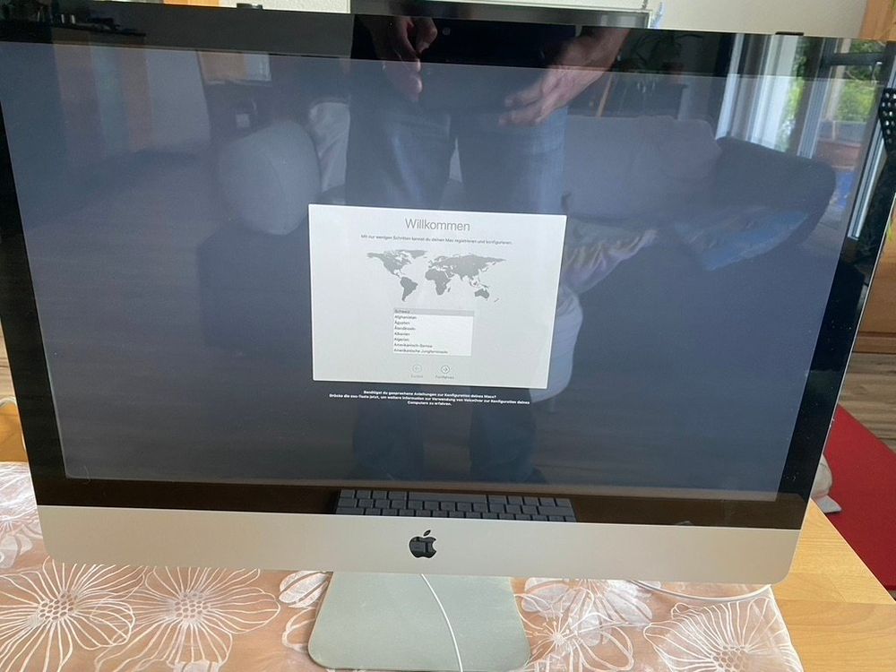 Verkaufe voll funktionstüchtiger iMac 27" (2012) (Gebraucht) in für CHF 102 – nur Abholung auf ...