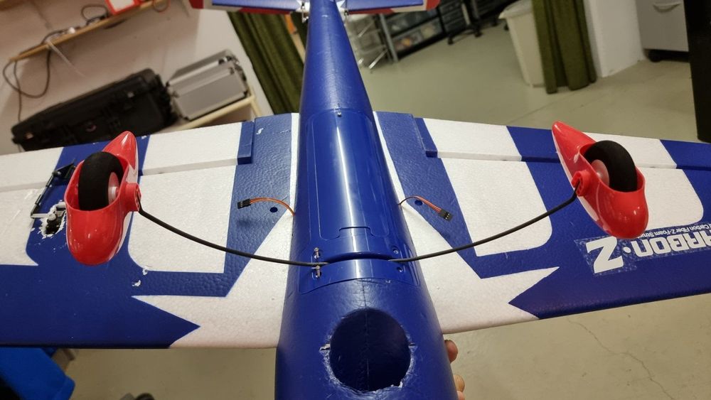 E-Flite Carbon-Z YAK 54 (Neu (gemäss Beschreibung)) in Zürich für CHF ...