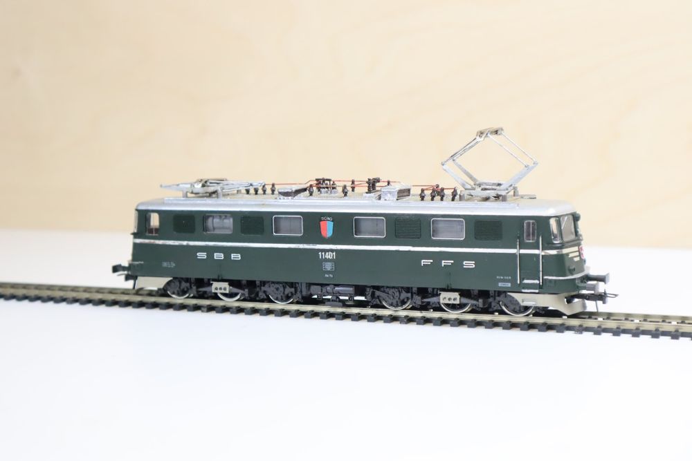 ROCO SBB Ae 6/6 E-Lok "Ticino" H0 (Gebraucht) in Winterthur für CHF 51 – mit Lieferung auf ...