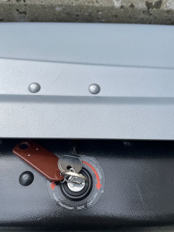 Dachbox Thule Ocean 700 | Kaufen auf Ricardo