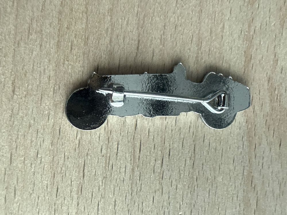 Anstecknadel Oldtimer (Gebraucht) in Glattbrugg für CHF 1 – mit ...