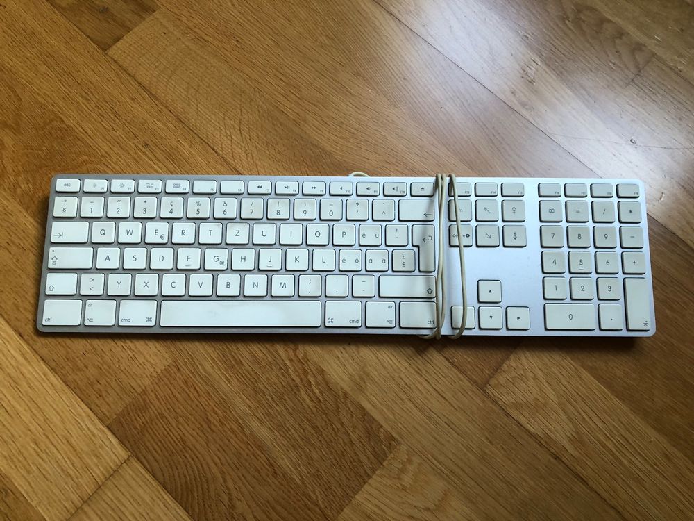 Apple Mac Keyboard mit Zahlenblock (Gebraucht) in Biel/Bienne für CHF ...