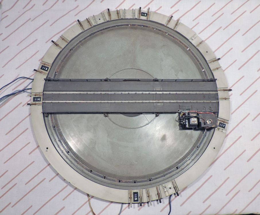 T030 - Drehscheibe Rivarossi - DEFEKT | Kaufen auf Ricardo