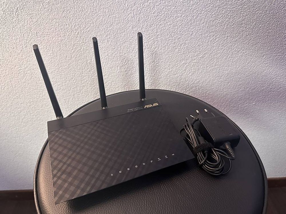 Asus WiFi Booster/Router RT-AC66U (Gebraucht) in Kradolf für CHF 2 ...
