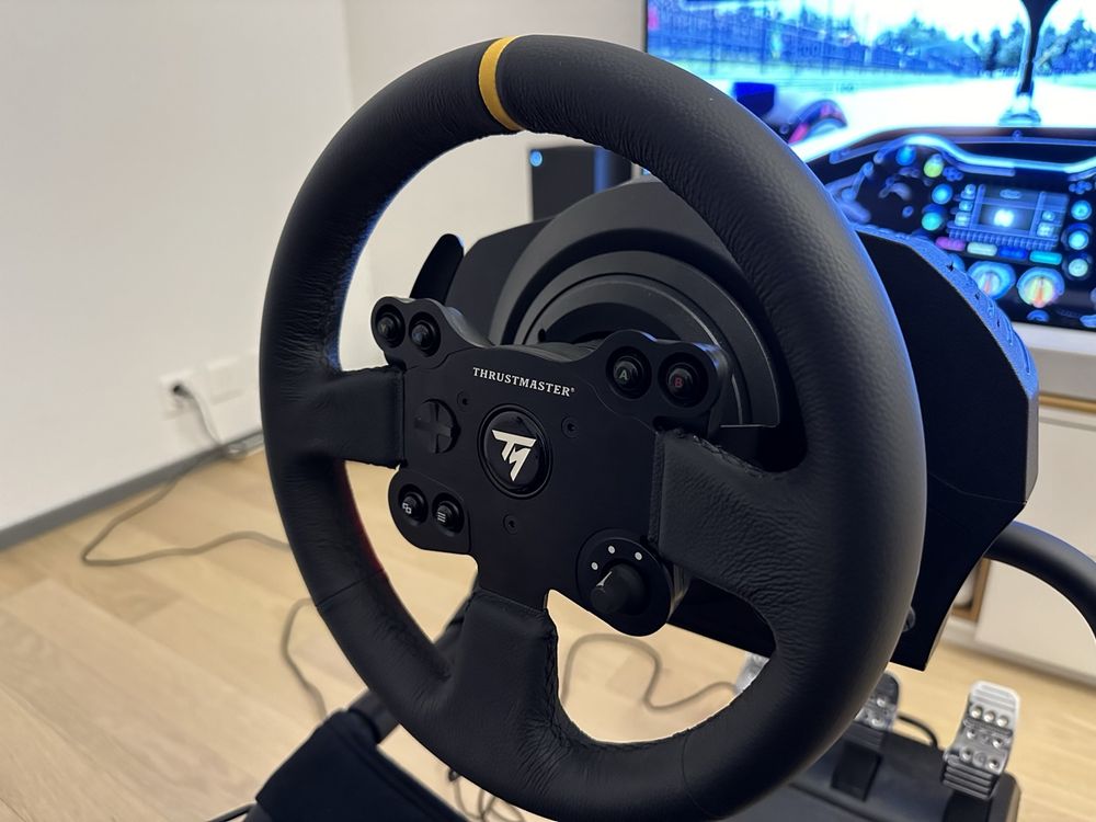 Thrustmaster TX Racing Wheel Leather Edition XBox | Kaufen auf Ricardo