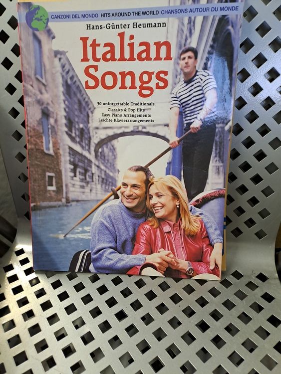 Italian Songs - Notenbuch Klavier Keyboard Gitarre Akkorde | Kaufen auf ...
