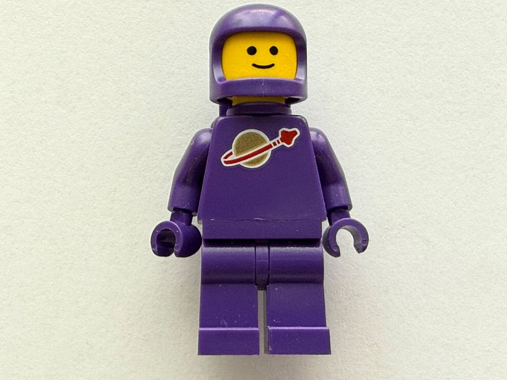 Lego Classic Space Astronaut Minifigur lila Neu (Neu und ...